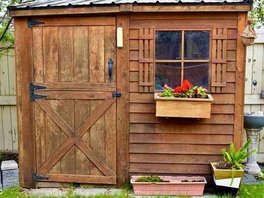 Using Trellises and Planters to Enhance the Aesthetics Around Your Shed ...